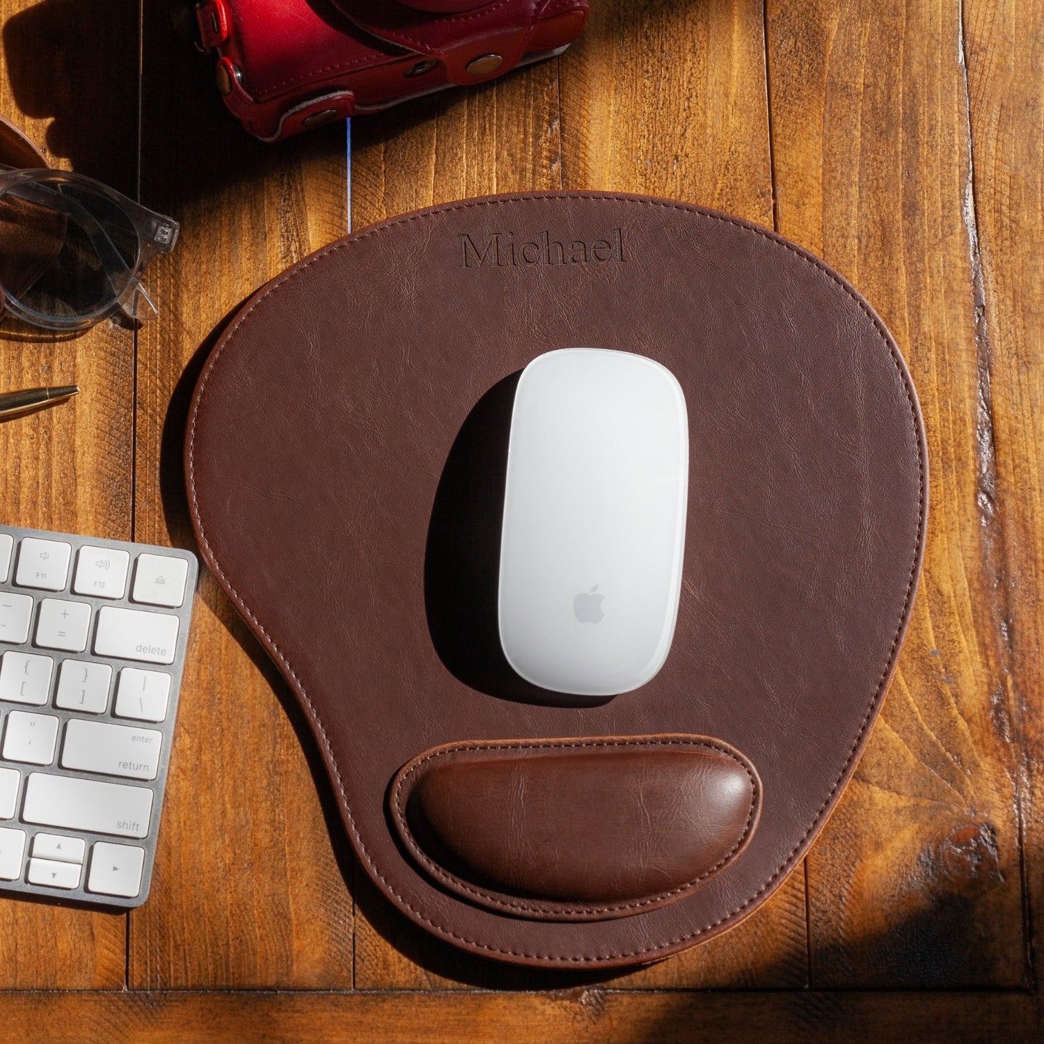 Londo Leather Oval Mouse Pad with Wrist Rest – MegaGear Store