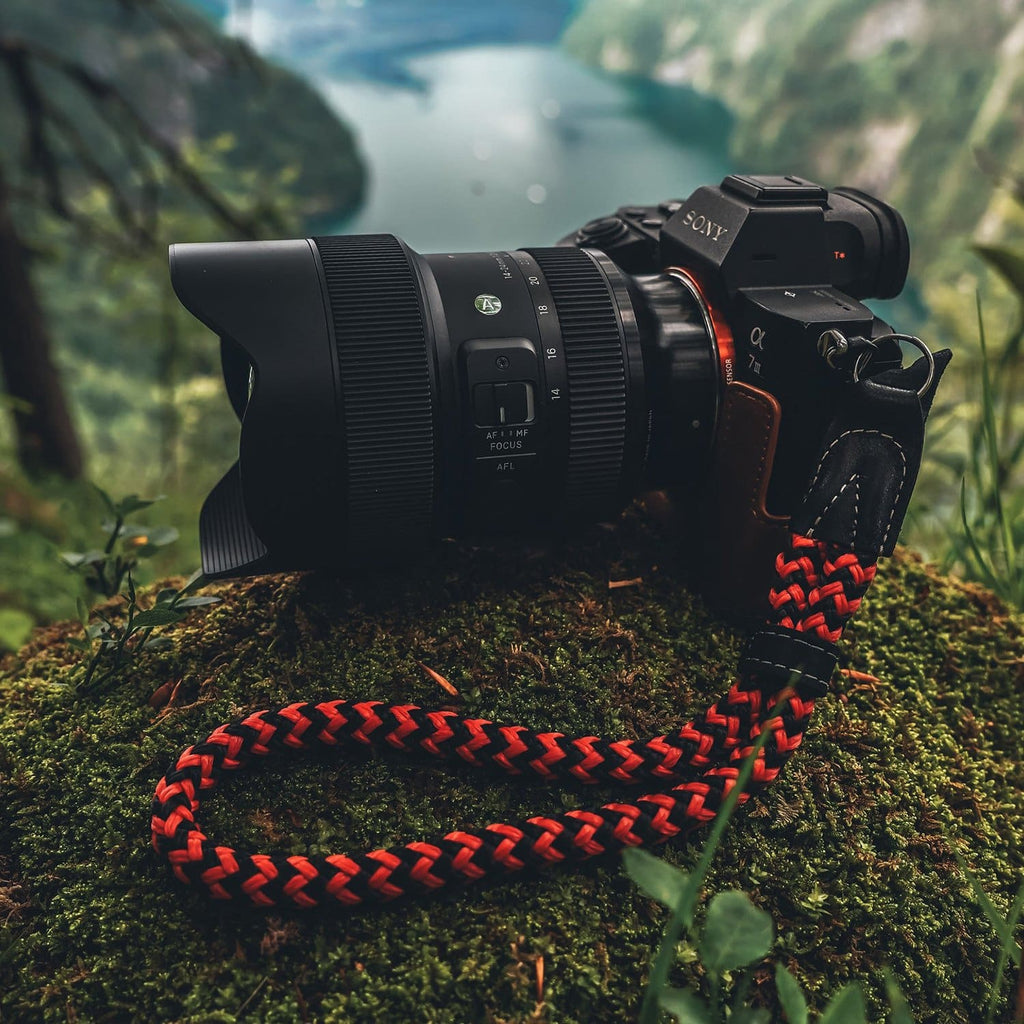 MegaGear Cotton Wrist and Neck Strap for SLR DSLR Cameras – MegaGear Store